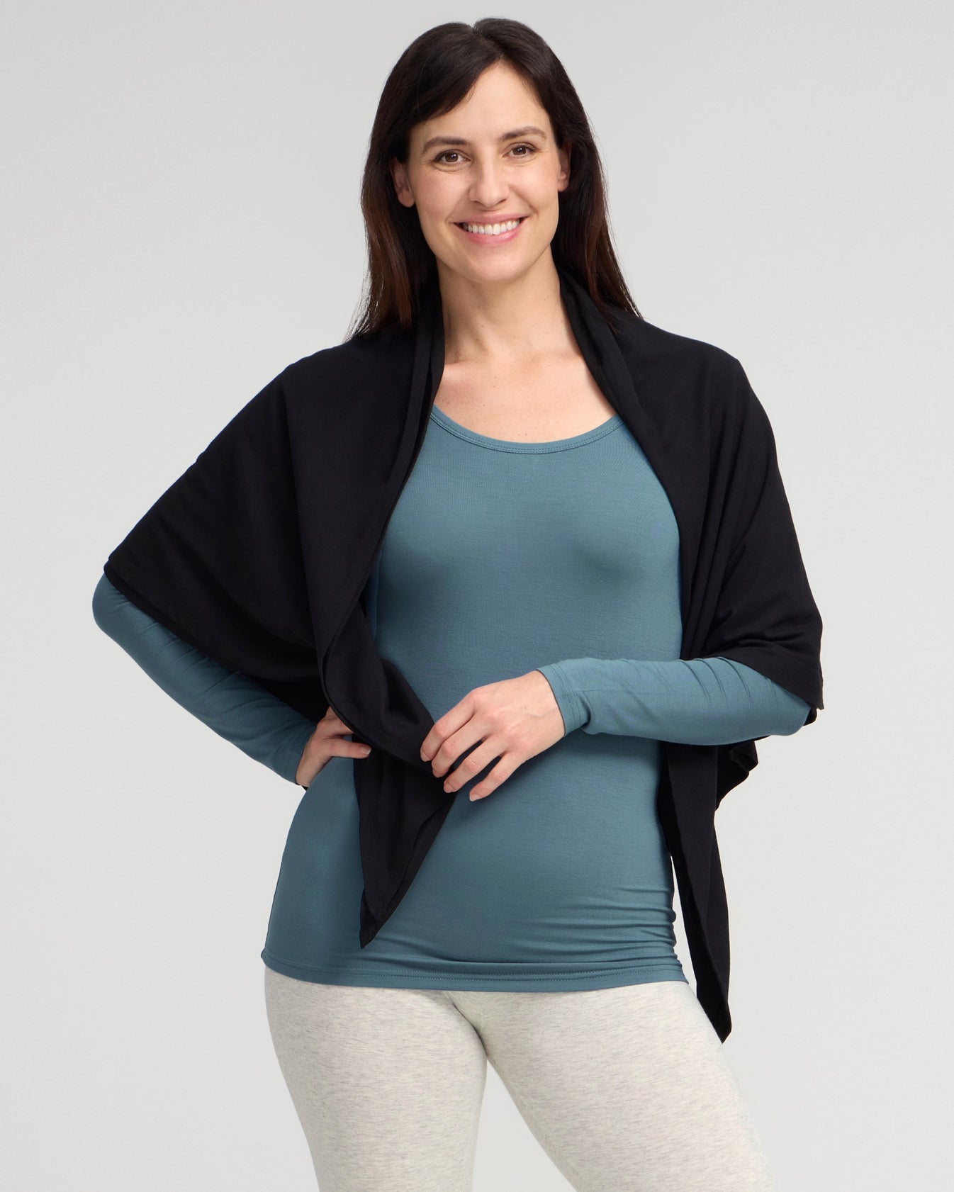 UV Multiway Shawl - Black – O2wear